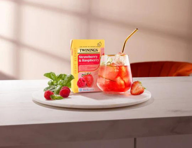 Strawberry & Raspberry Refresher – Twinings