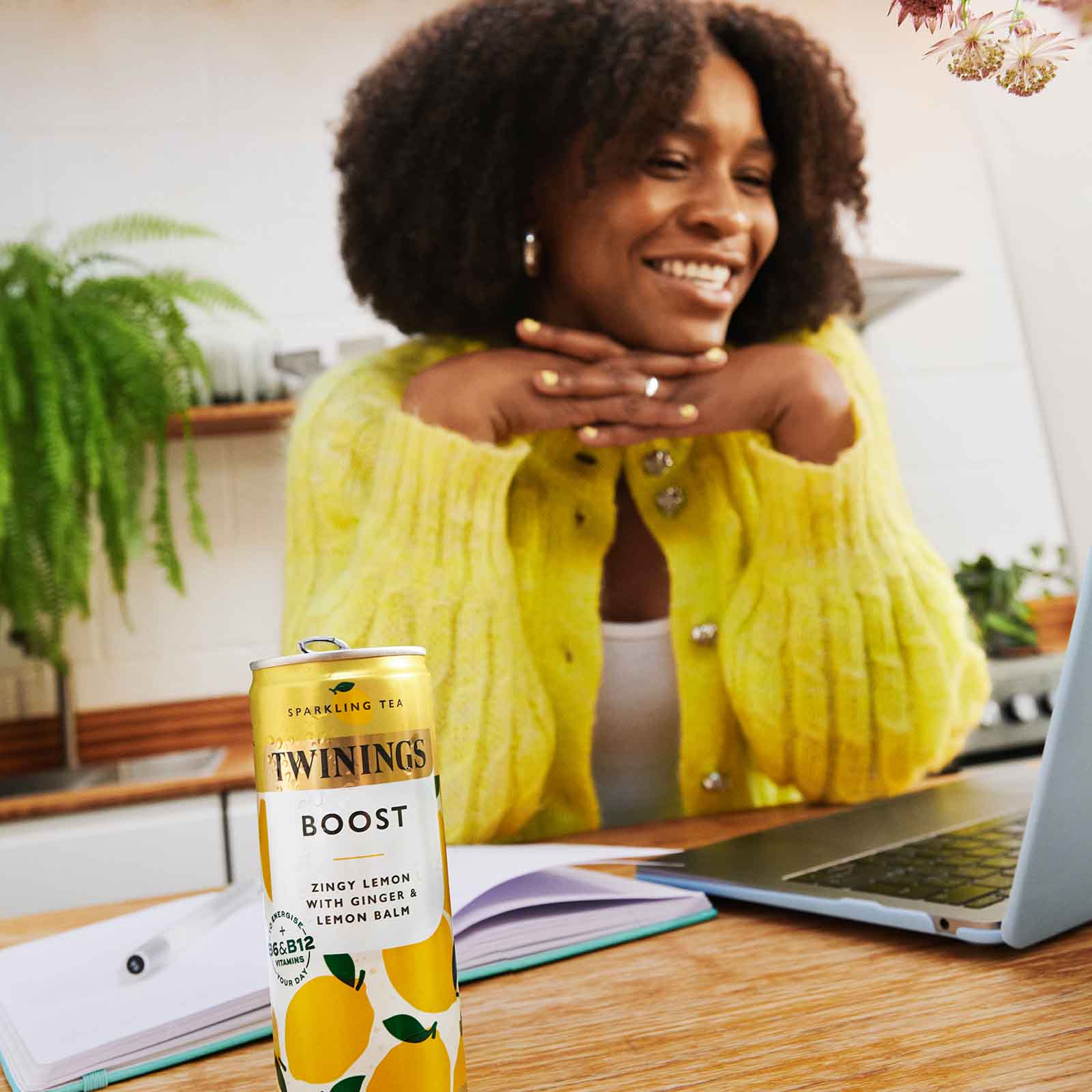 Twinings Sparkling Tea Boost 250ml Can