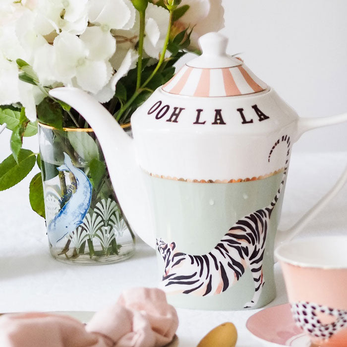Yvonne Ellen Tiger Teapot – Twinings